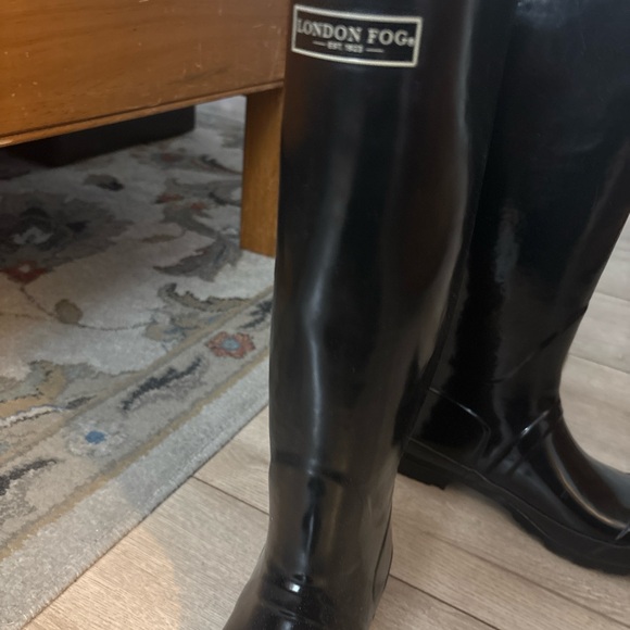 London Fog | Shoes | London Fog Glossy Black Womens Rain Boots | Poshmark